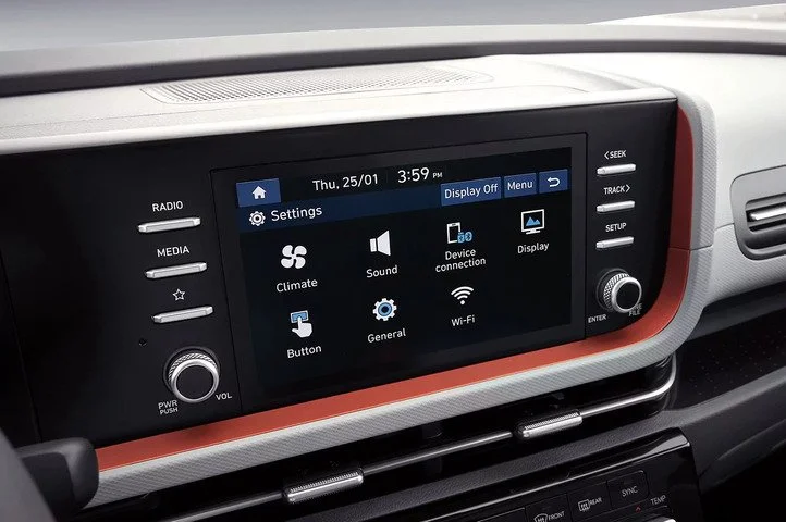 New CRETA SUV 1.5L 113HP 6 Airbags Pantalla Táctil Apple CarPlay y ...