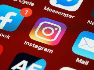 15 Instagram Hook Ideas For 2024 — The Social Snippet