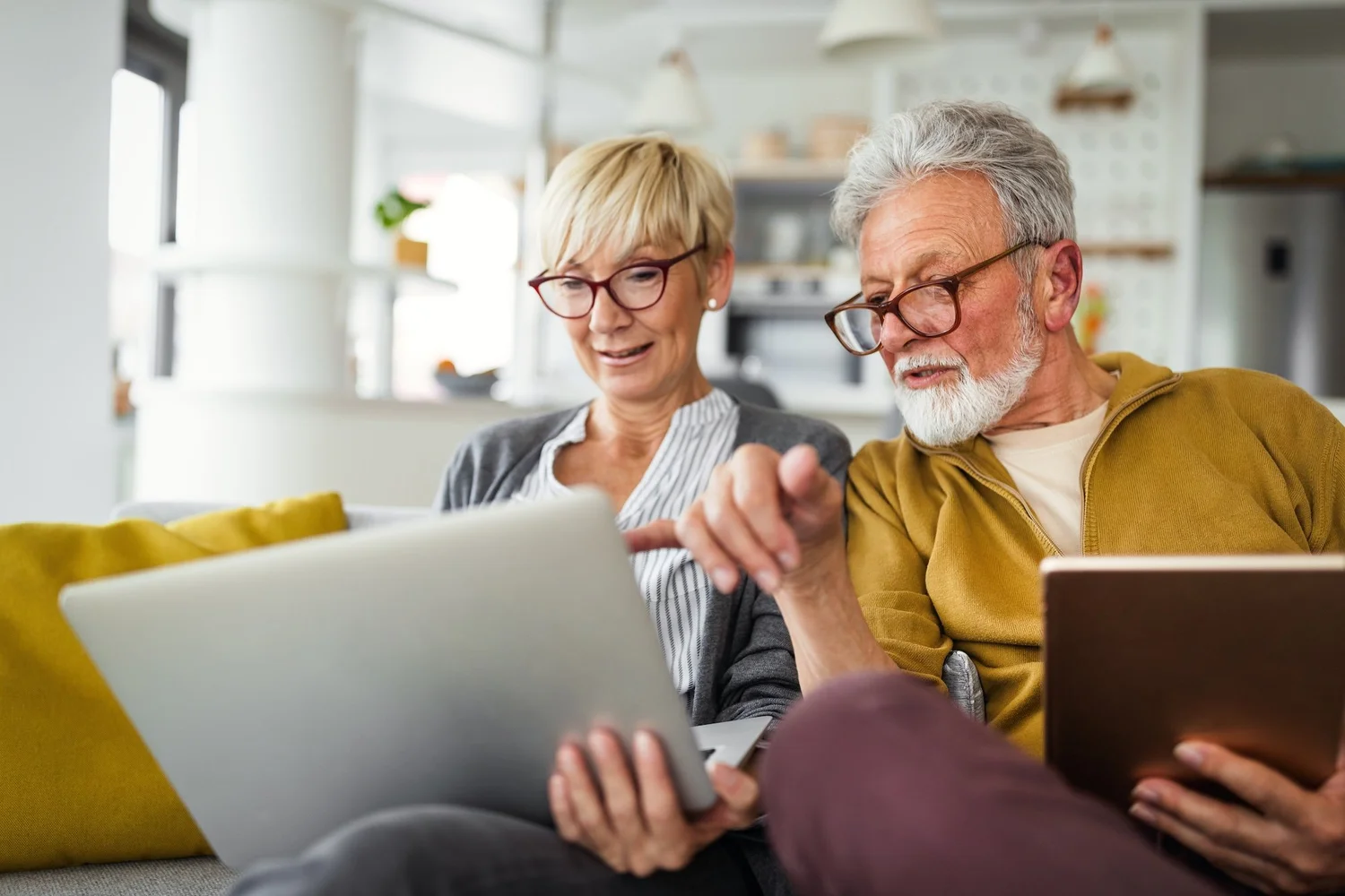 Online & Mobile | CSE FCU