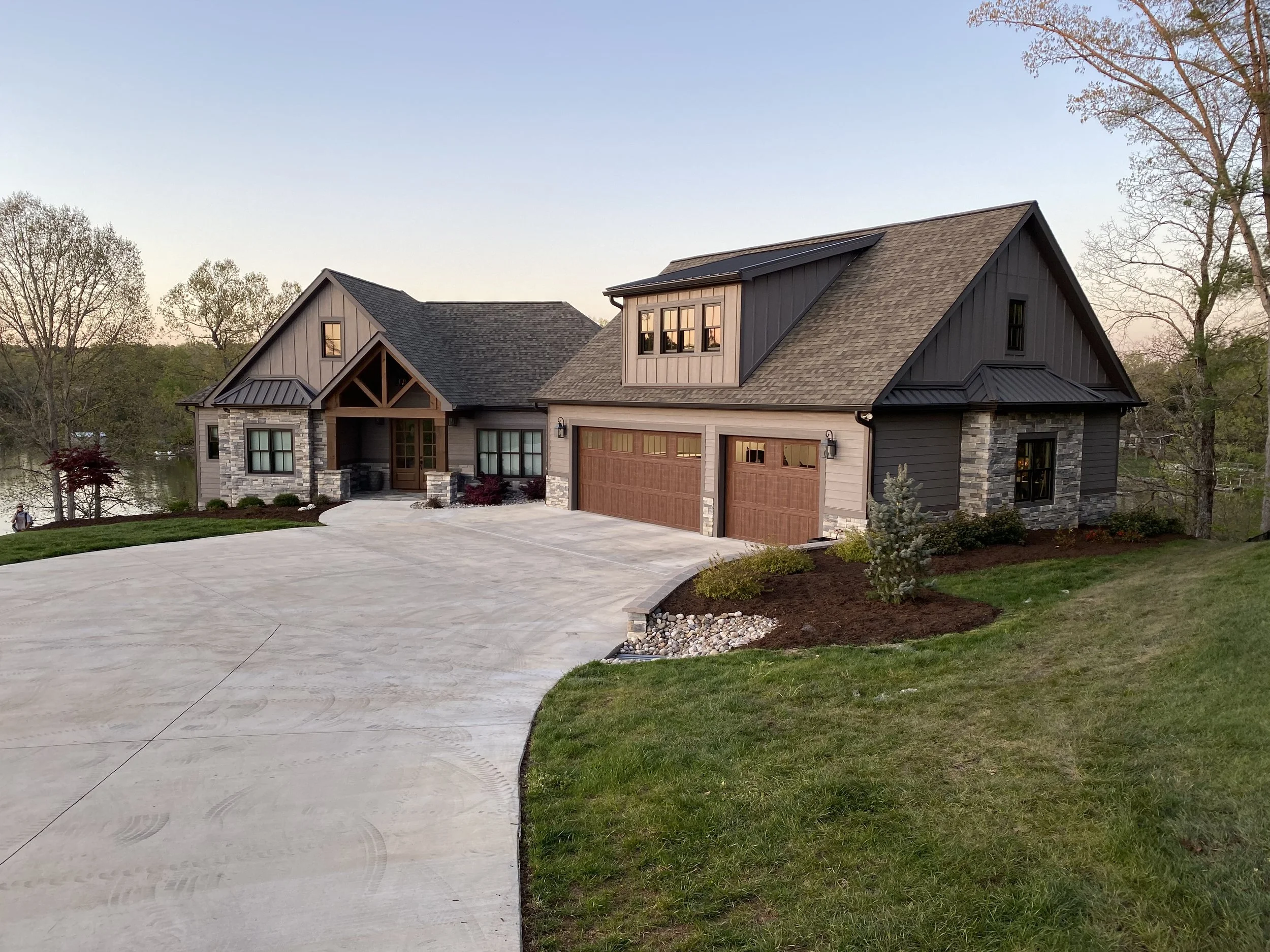 828Landscape LLC