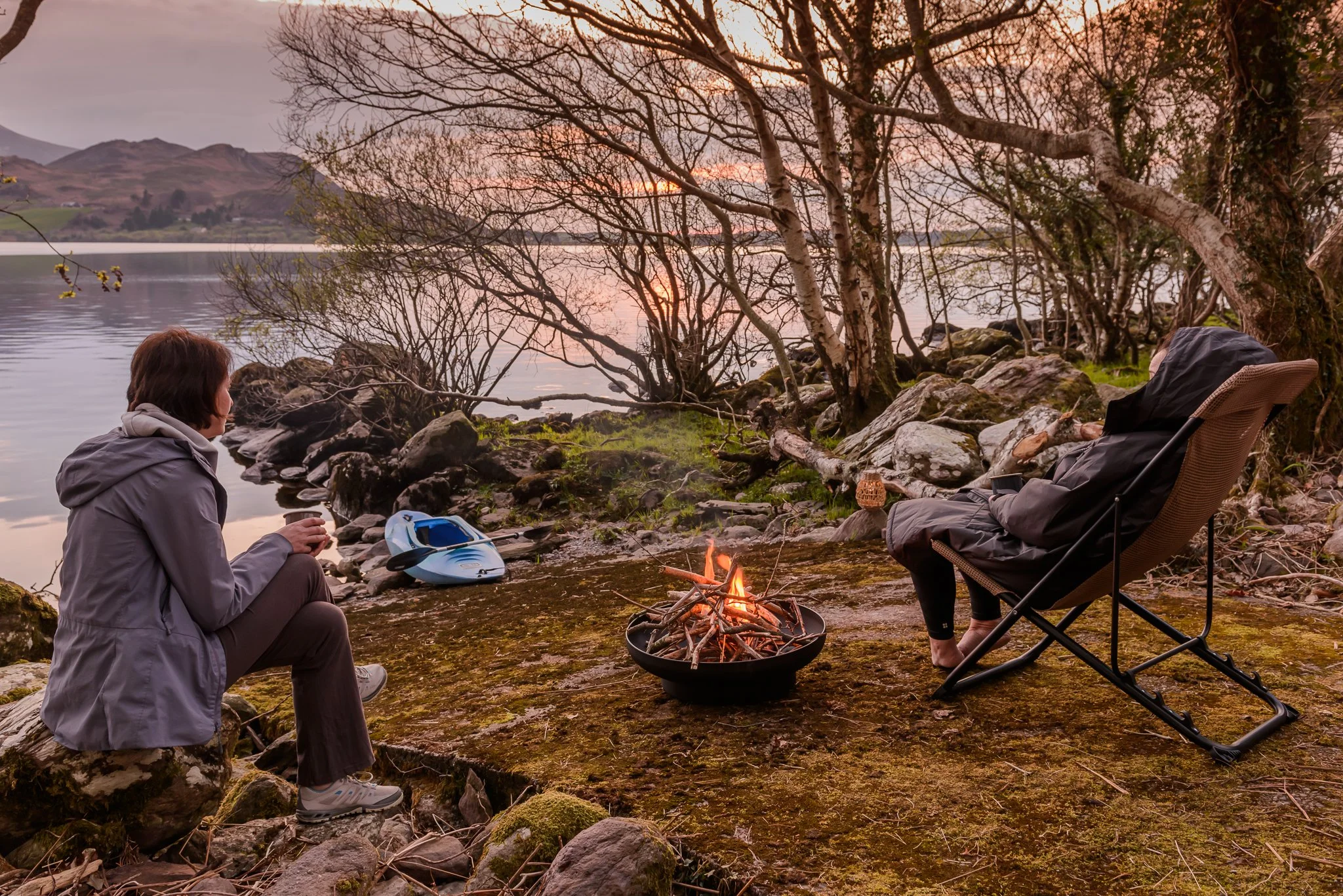 Caragh Lake House Exclusive Holiday Rental | Discover Lakefront Bliss Today