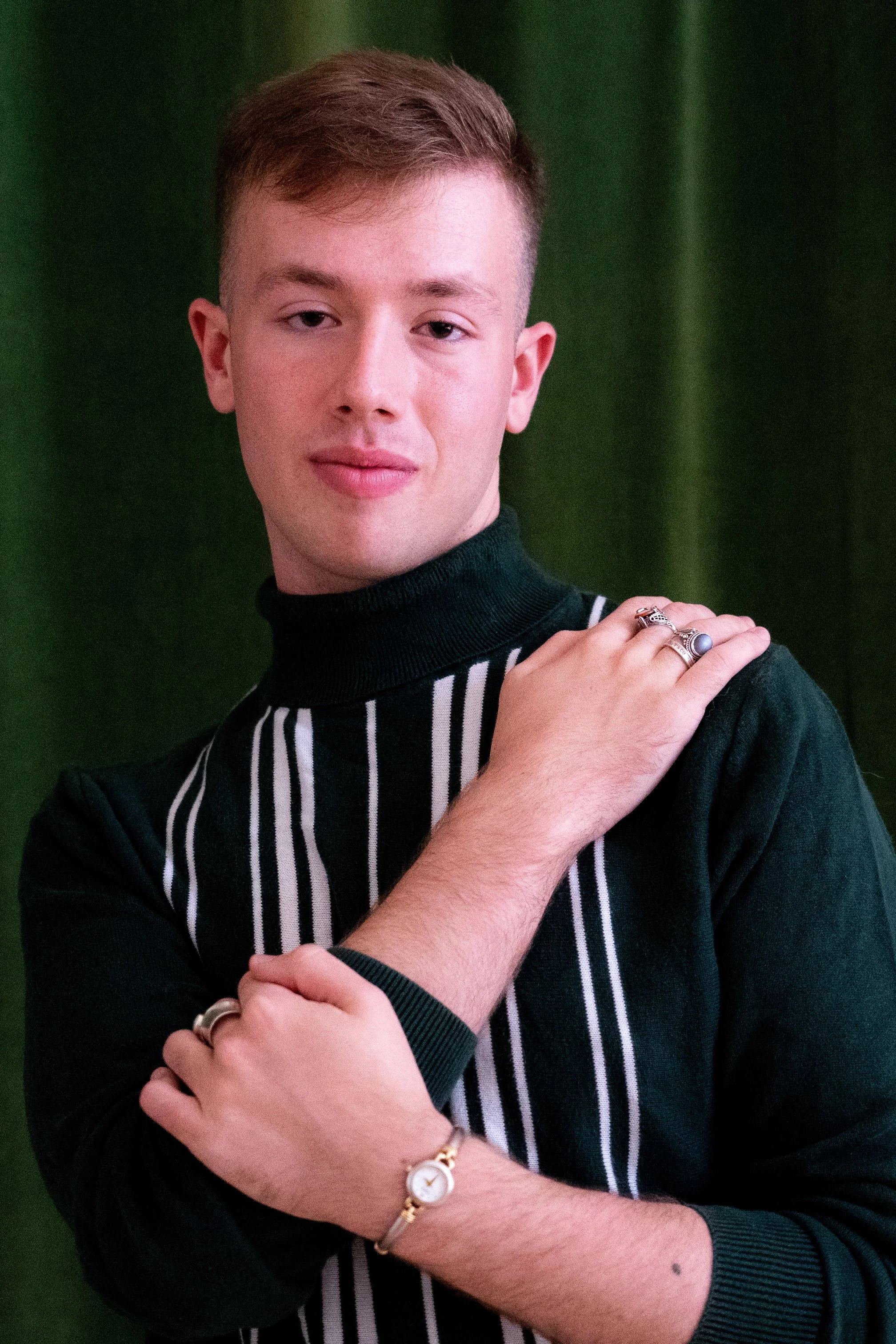 About Me — Gabriel Snyder /// Actor, Director, Costume Designer