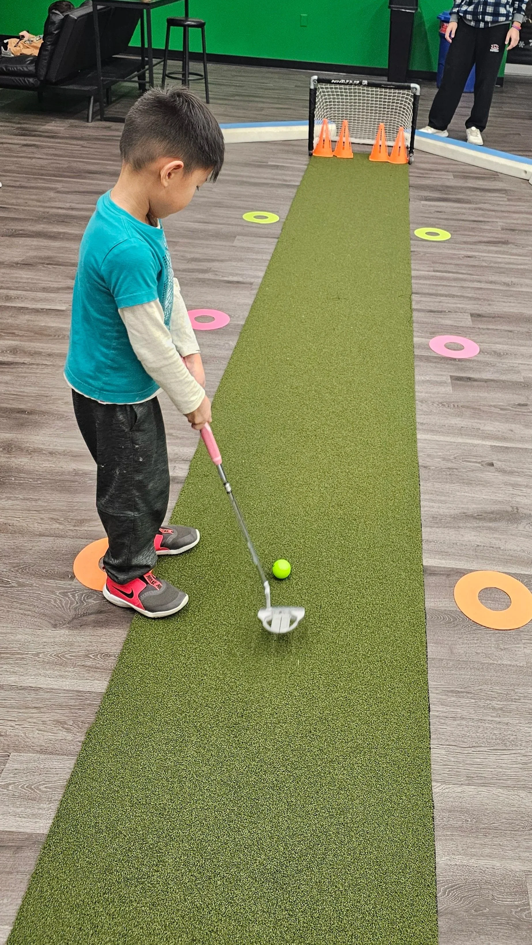 Junior Golf Program — Go Low Indoor Golf