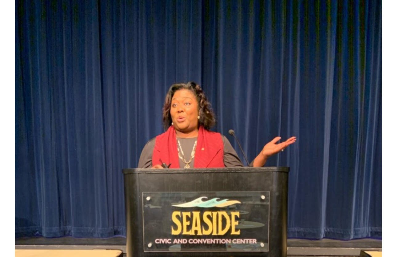 About Shandra L. Terry – Standing Ovations