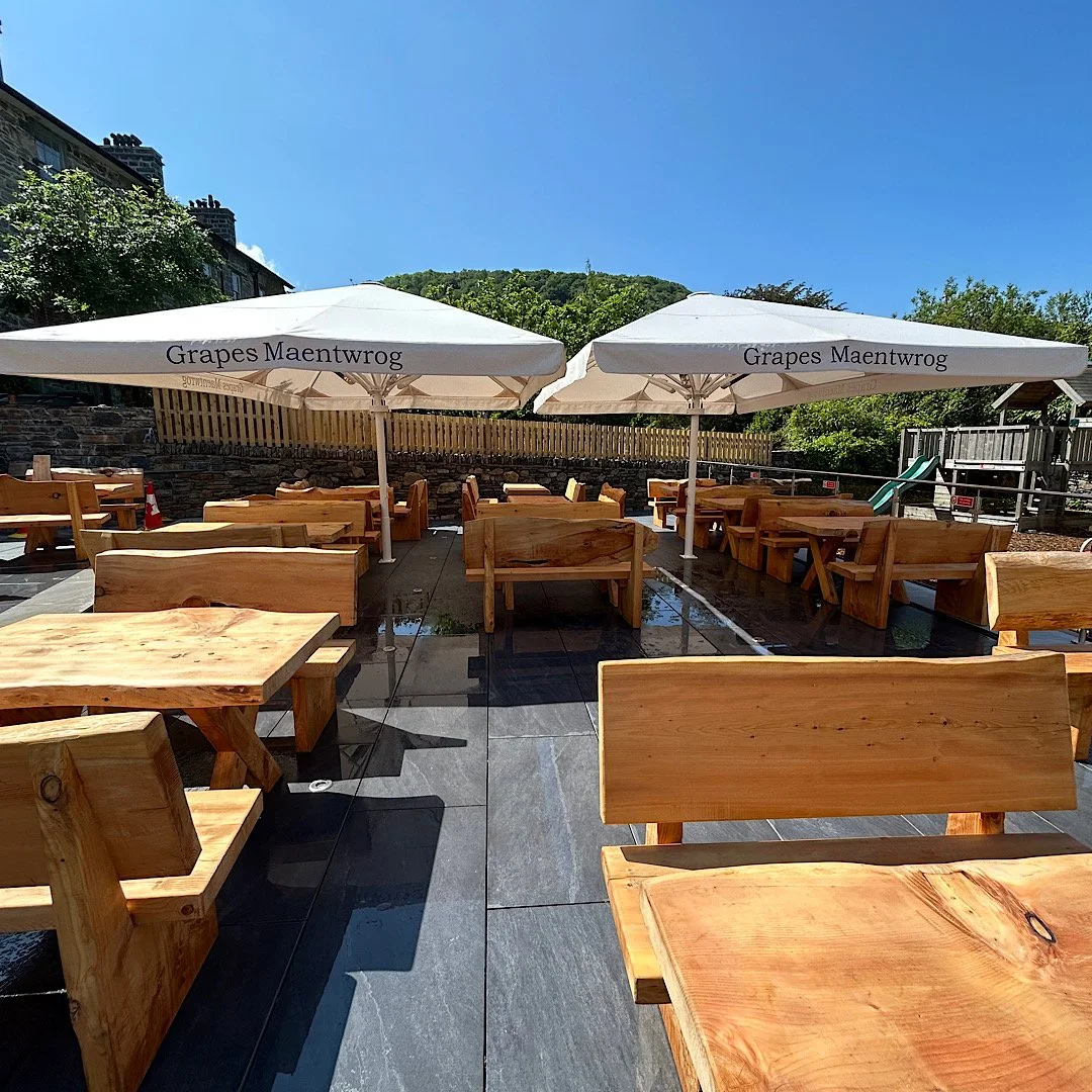 The Grapes Hotel Bar & Restaurant | Discover Snowdonia