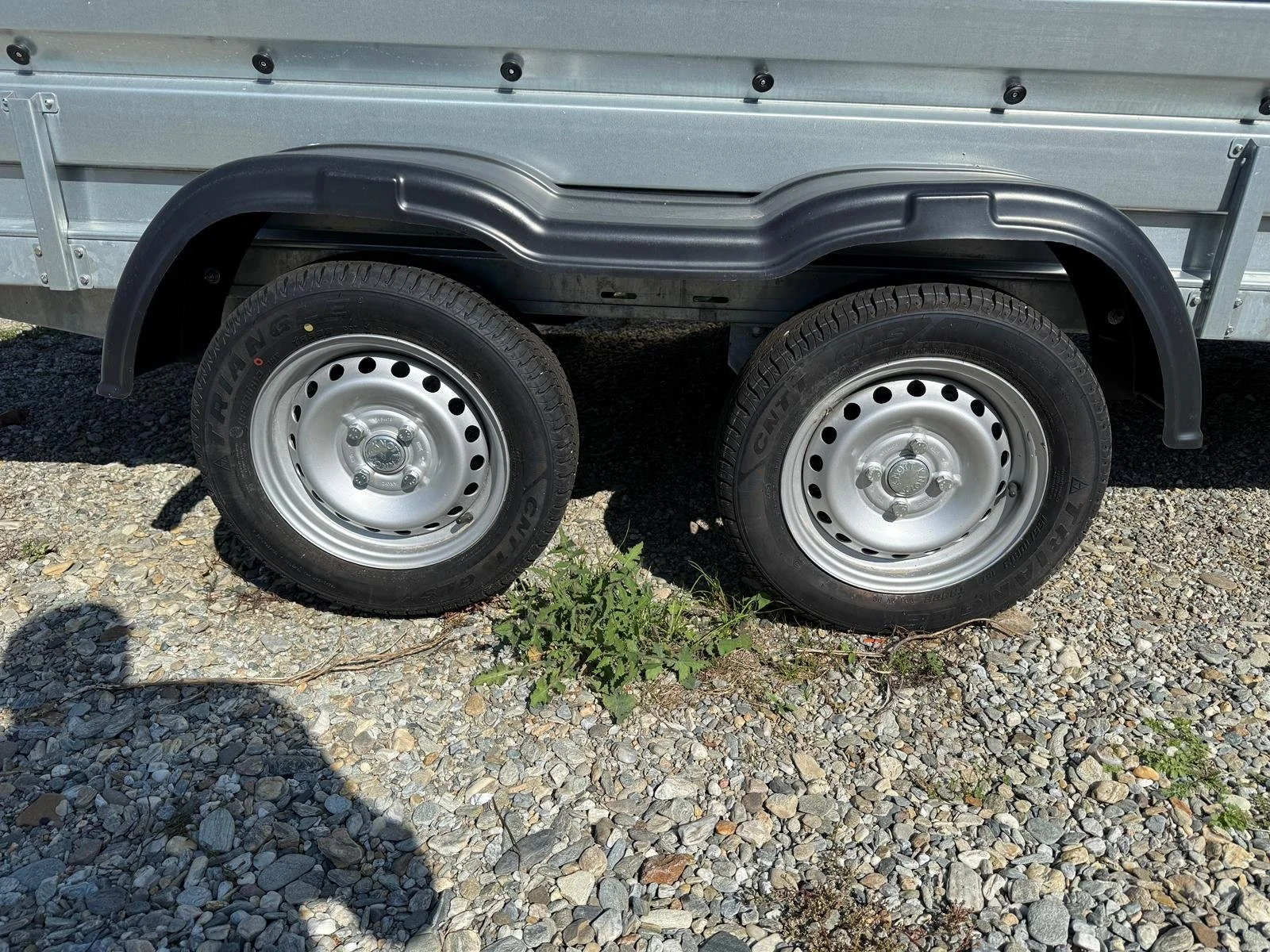 Remorci 750 kg tractabile cu categoria B. Remorci noi / Remorci auto ...