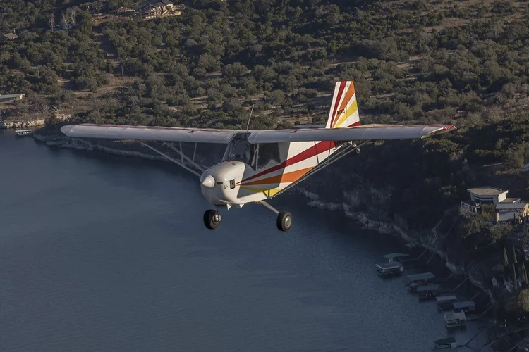 Carlson Aircraft | Experience Freedom - Start Flying Today