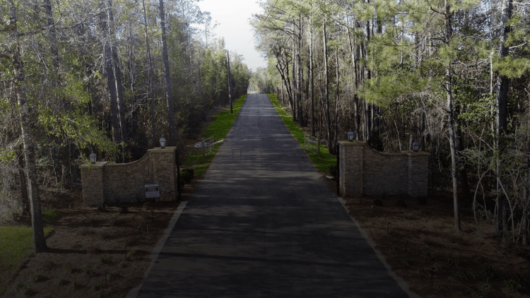 Stay — Chumuckla Springs RV Resort