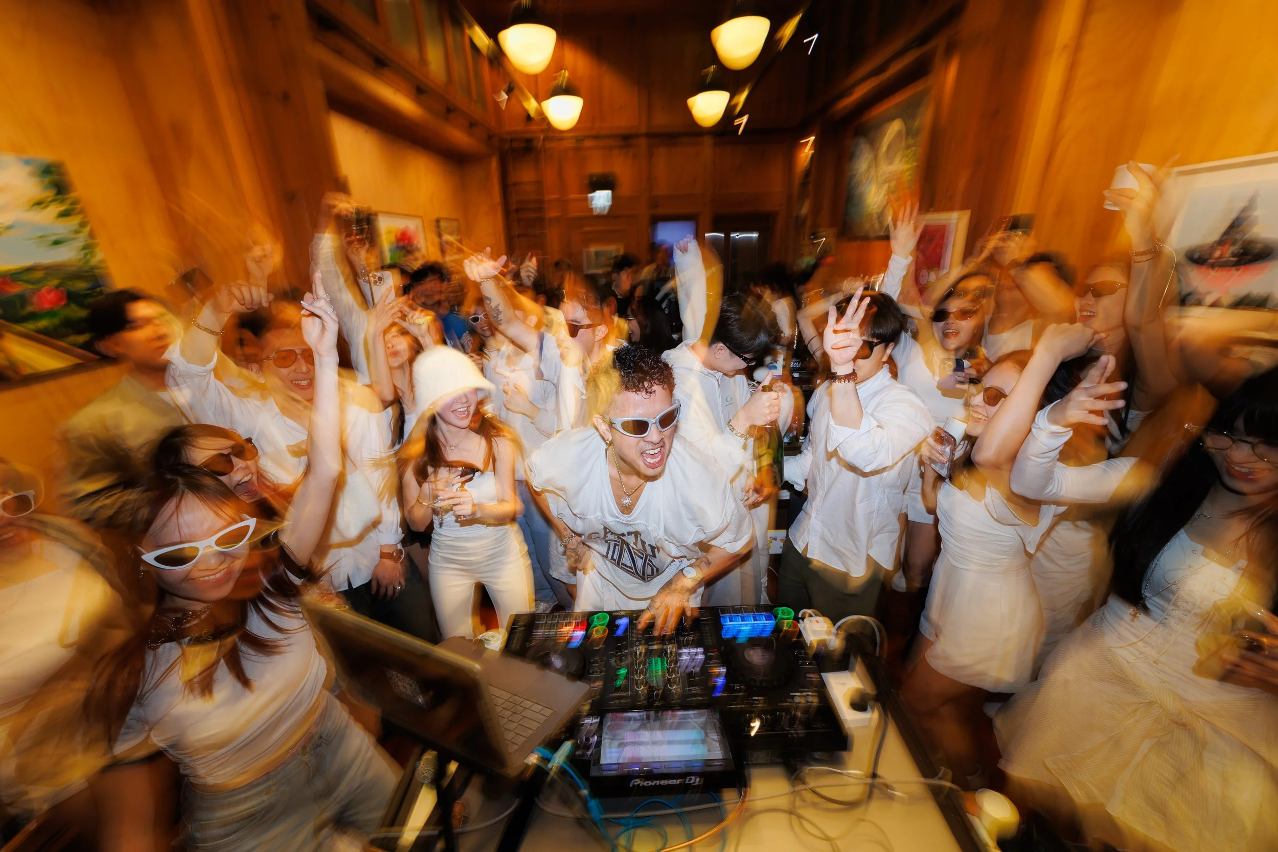 Social Club Series | Magical Daytime Party