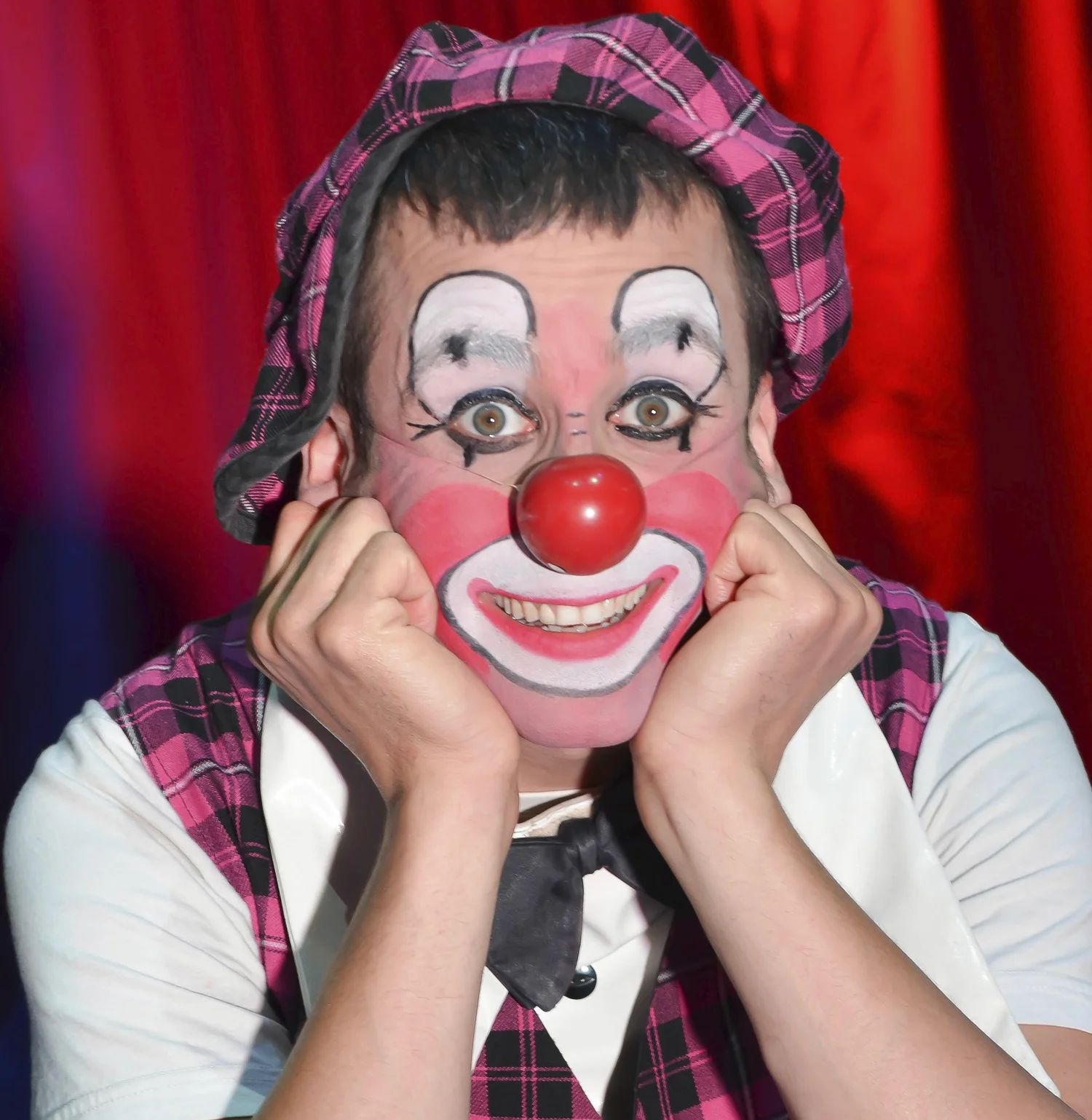 Circus Fiesta | Experience Family Circus Fun Today