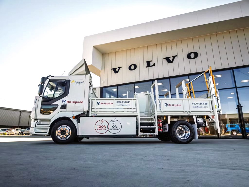 Alexander Group makes the move to Electric with Volvo Trucks — Rollin ...