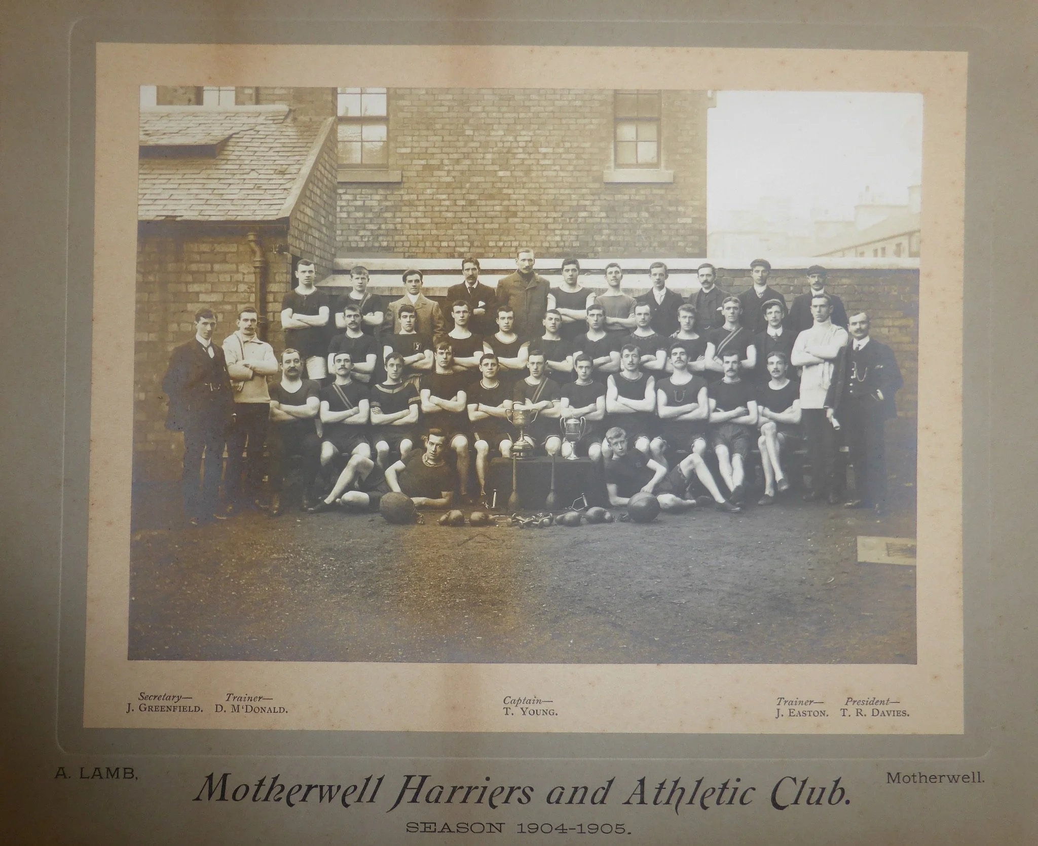 Motherwell Athletics Club | Running and Track & Field Training for All ...