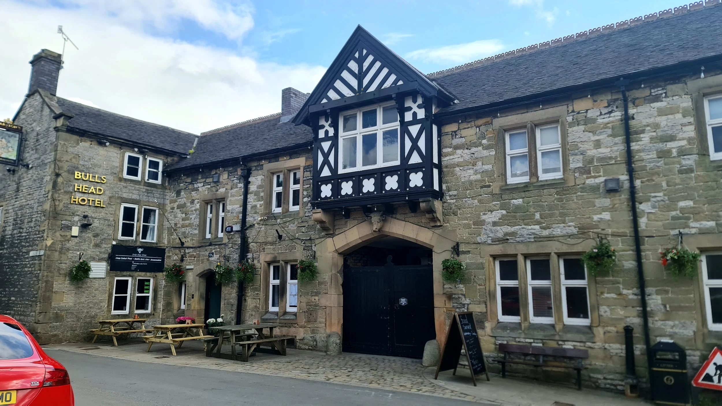 The Bulls Head Hotel | a Beautiful Inn in the Peak District - New Website