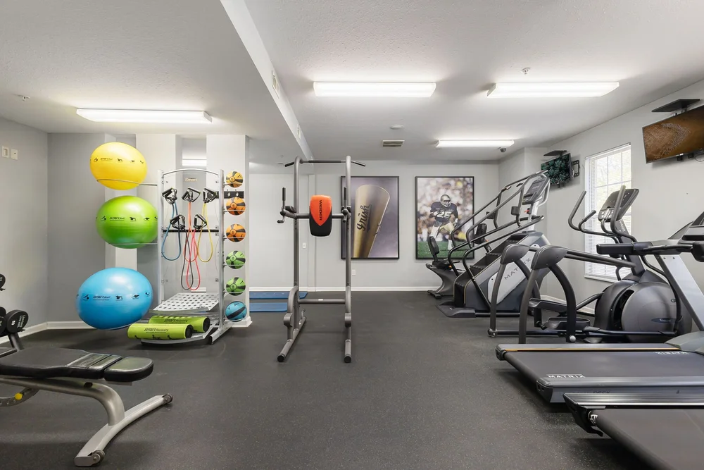 Student Apartments in South Bend, IN near Notre Dame - Irish Row