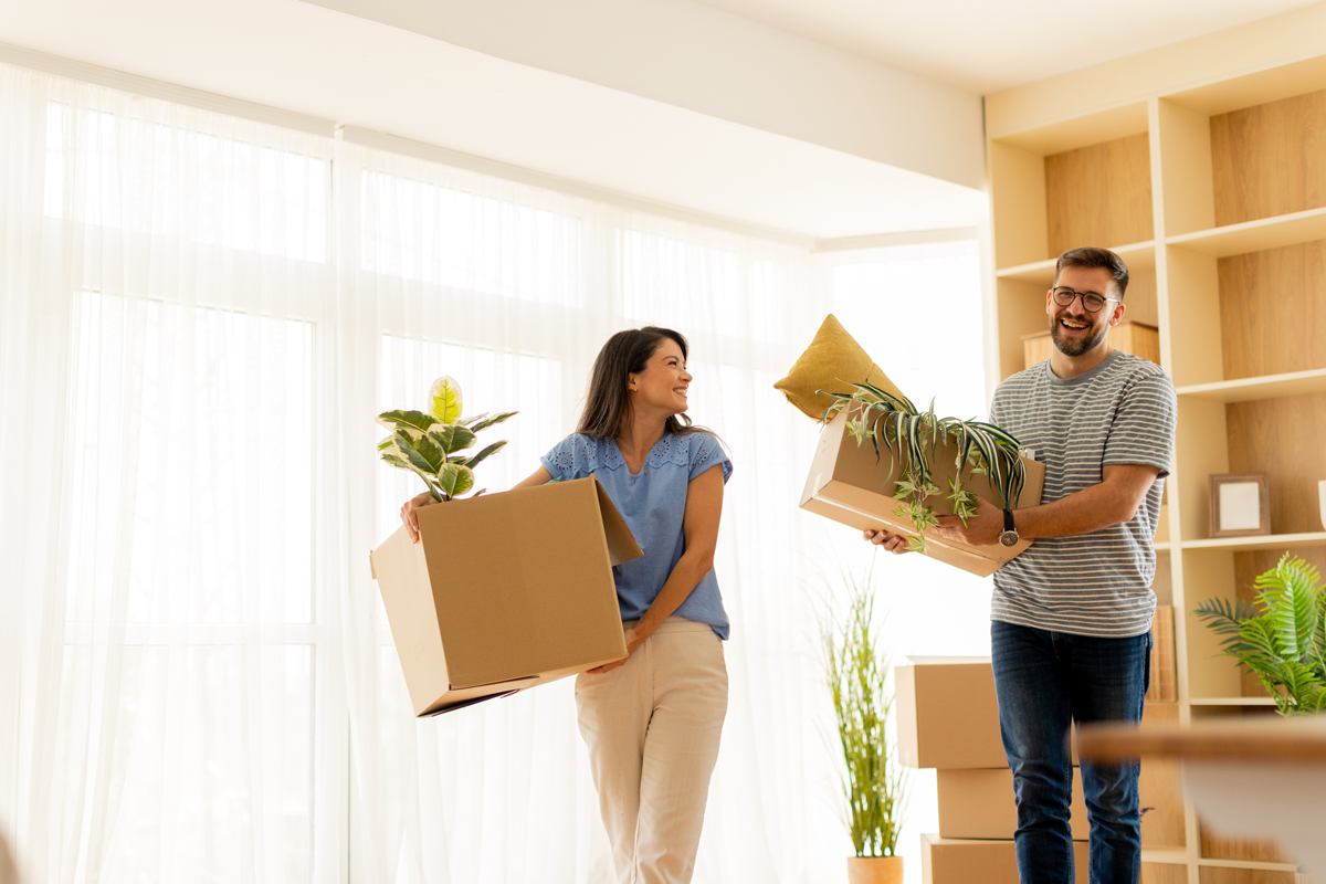 Moving to the UK: Relocation Guides & Checklists (2026) | Moving ...