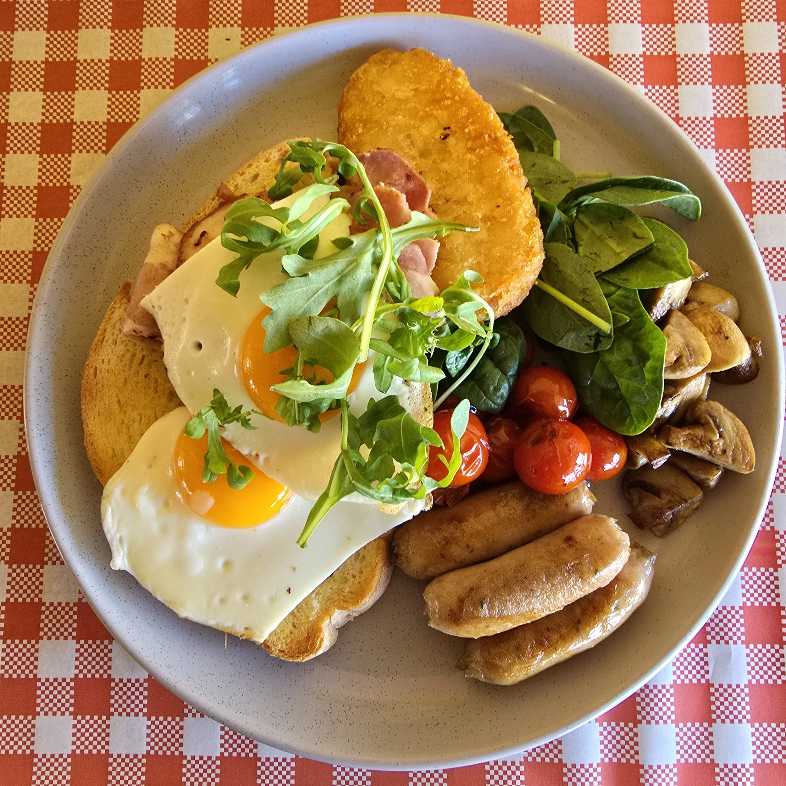 Menus | Explore Our Dining Options Today — Commercial Hotel Casino