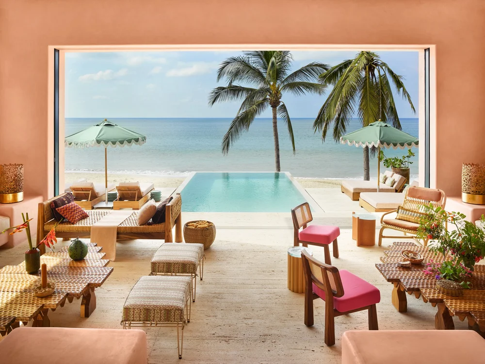 SUMMER THORNTON | Transform Your Space Today