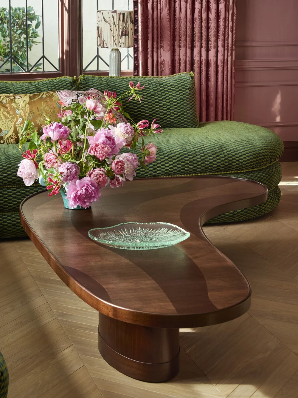 About | Discover Bold Interior Inspiration — SUMMER THORNTON