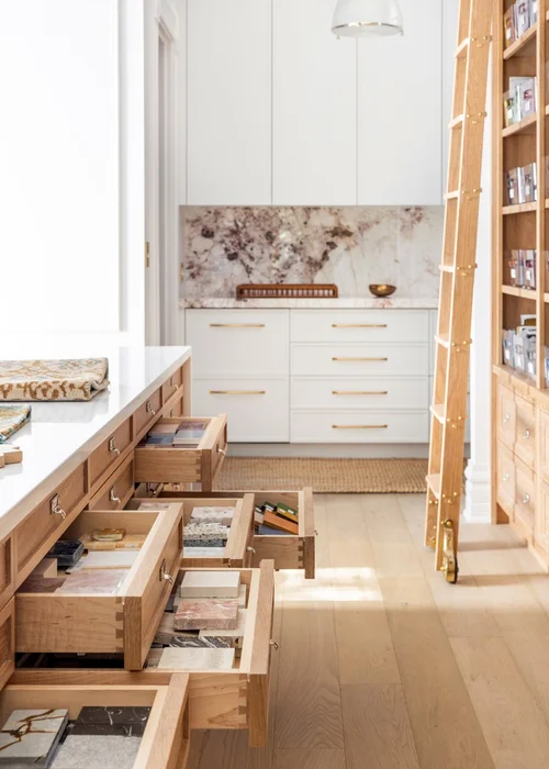Summer's Studio — SUMMER THORNTON