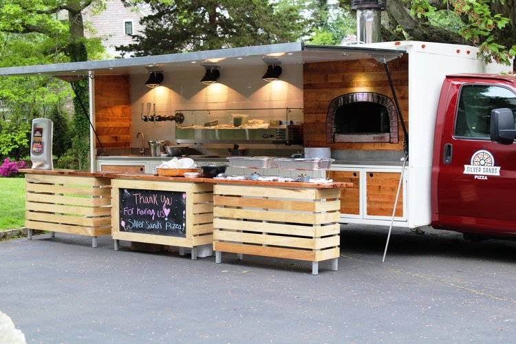 Pizza Wallingford CT | Dine In, Pizza Delivery & Take Out — Silver ...