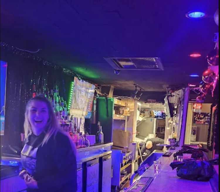 List of All 200+ Happy Hours & Food Deals in Detroit