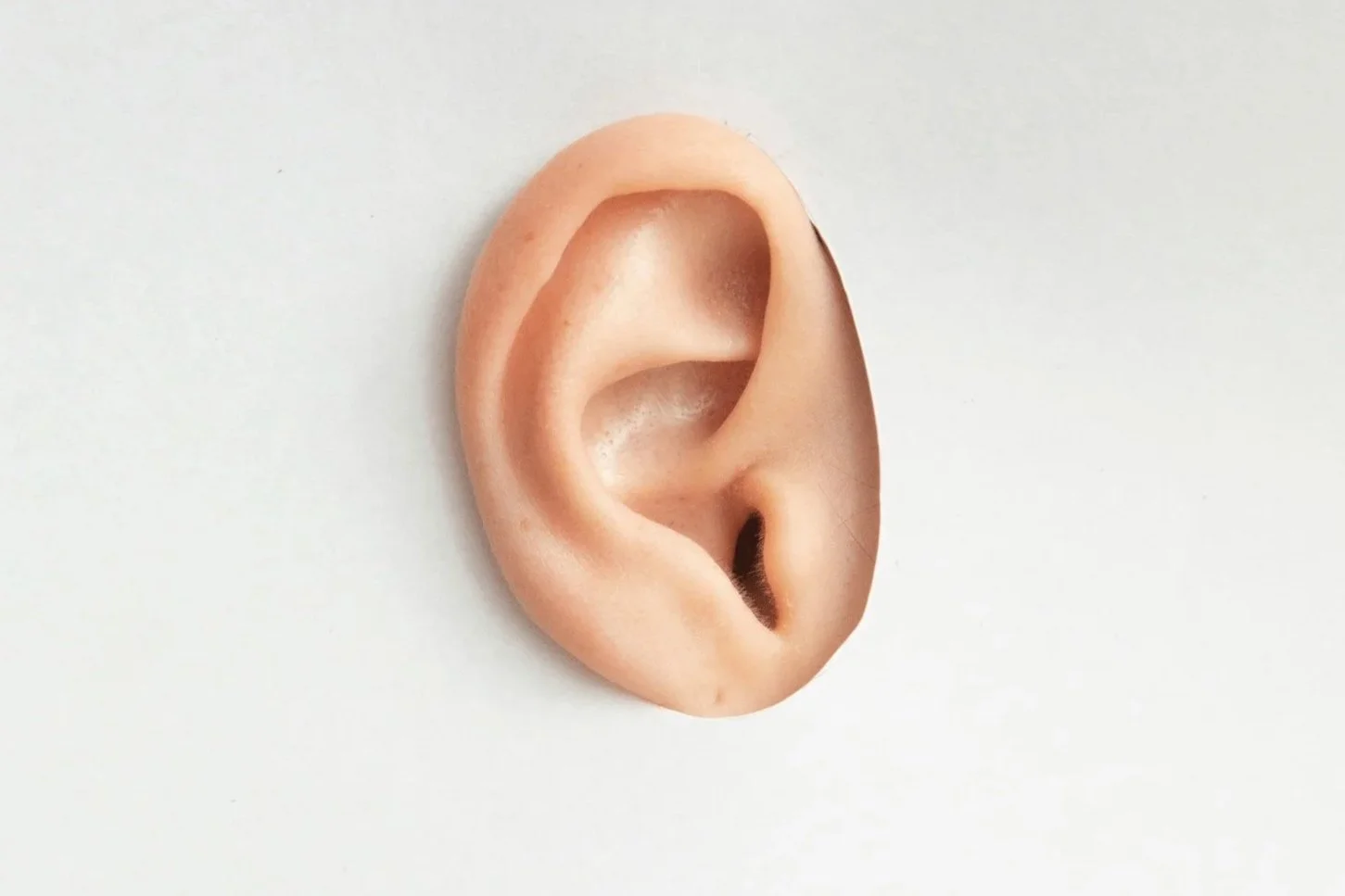 How to unblock your ears: Causes and best treatments for blocked ears ...