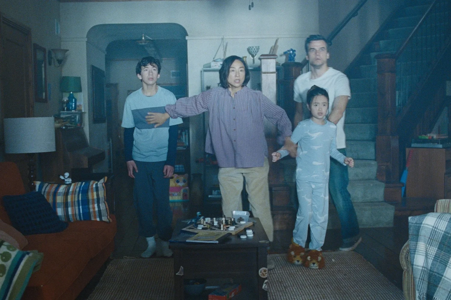 'The Last House' Trailer: Sci-Fi Horror Traps Greta Lee and Wagner ...