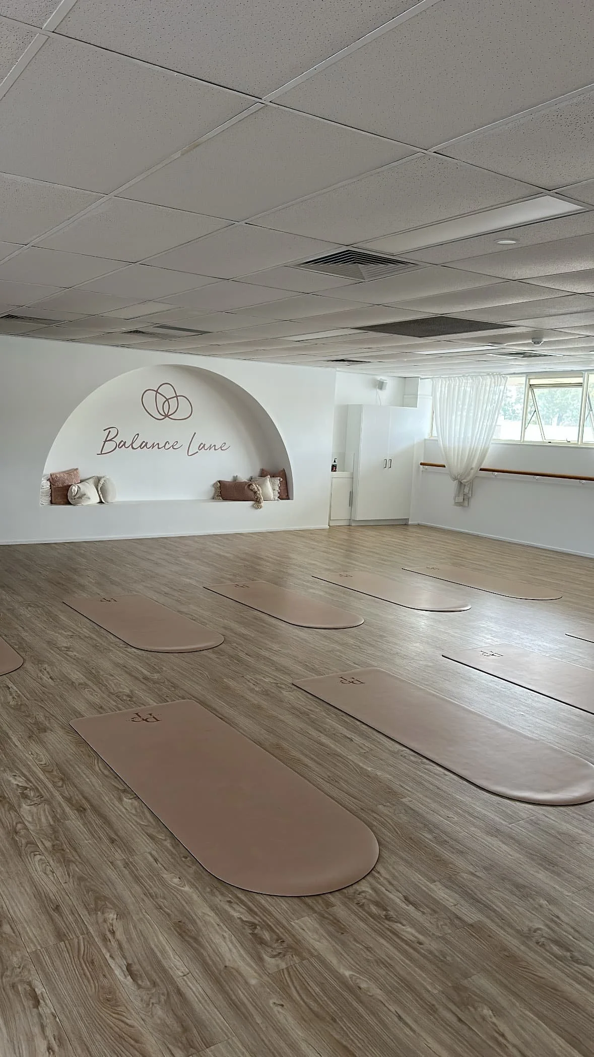 Puppy Pilates - Stretch, Relax & Play with Adorable Pups