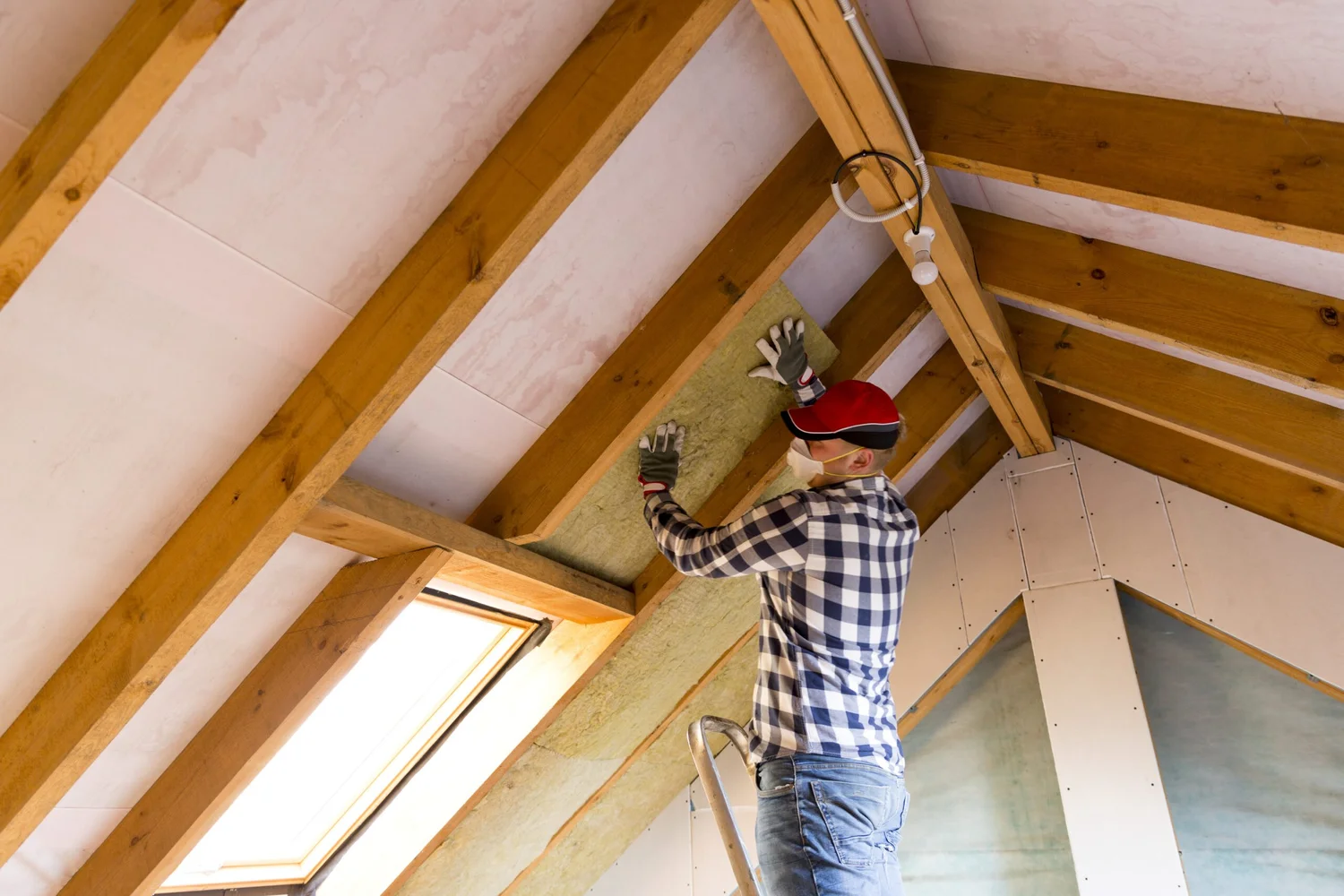 Free Loft Insulation | Save Energy & Cut Bills! - Green Deal Centre