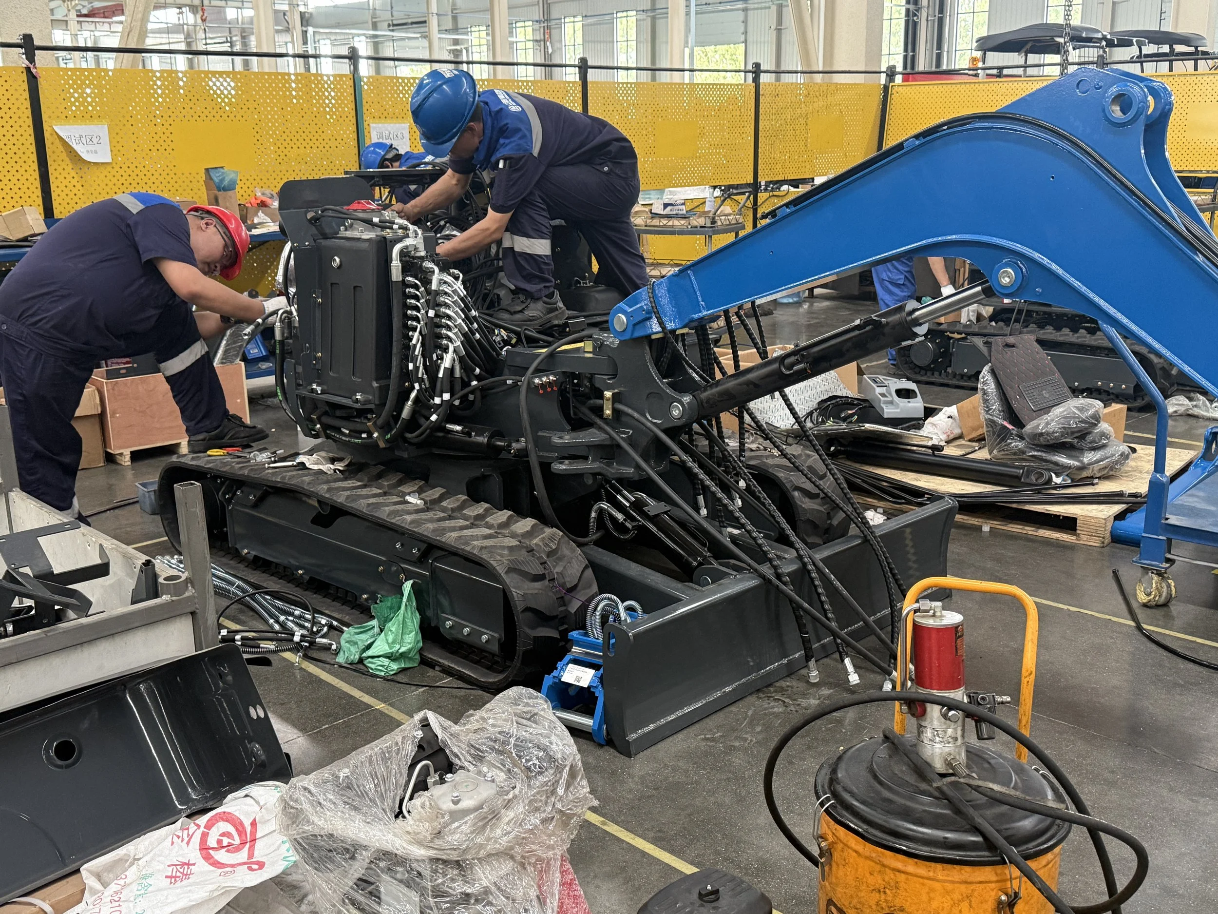 Rippa USA Sales | Shop Skid Steers, Excavators and Forklifts