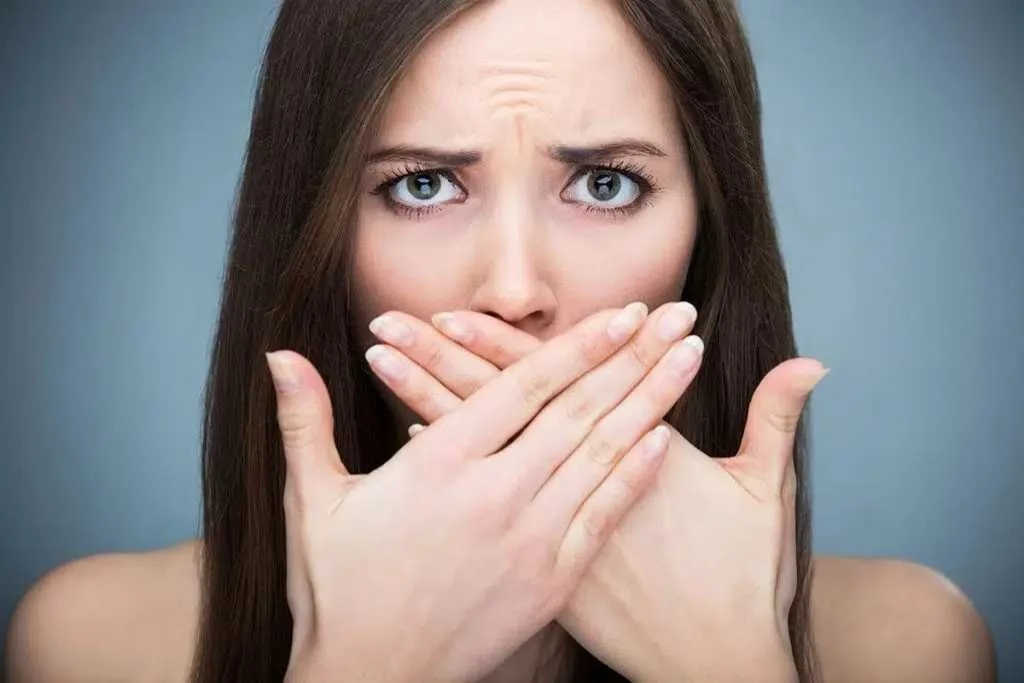 What Causes Bad Breath and How Can It Be Treated? | Dr. Scott Froum ...