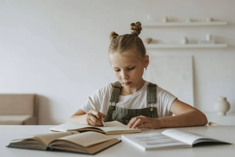 Understanding Poor Handwriting: Causes, Psychological Reasons, and ...