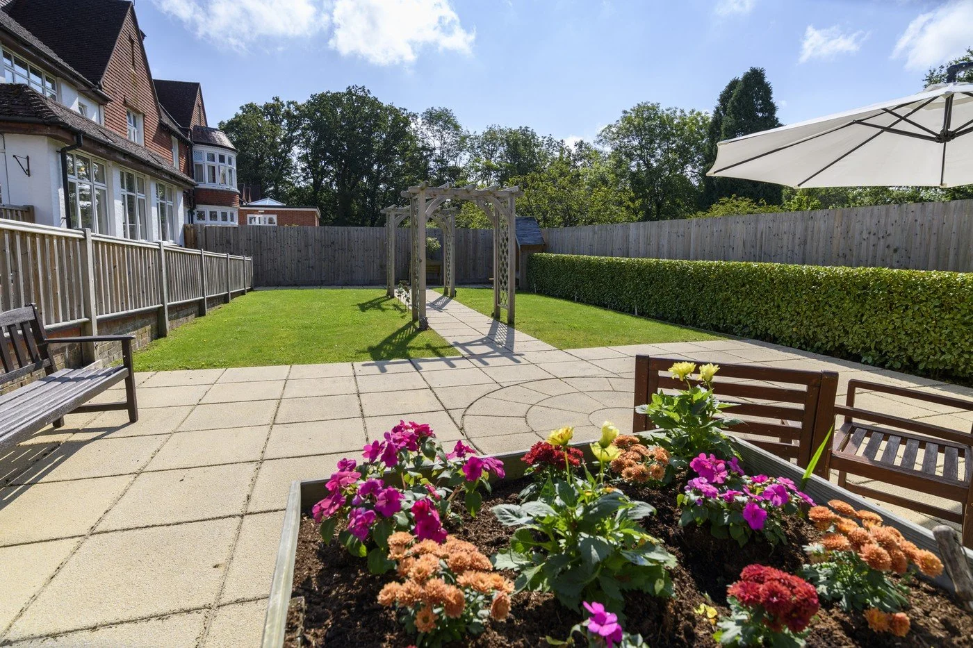 Dunwood Manor — Ikshana