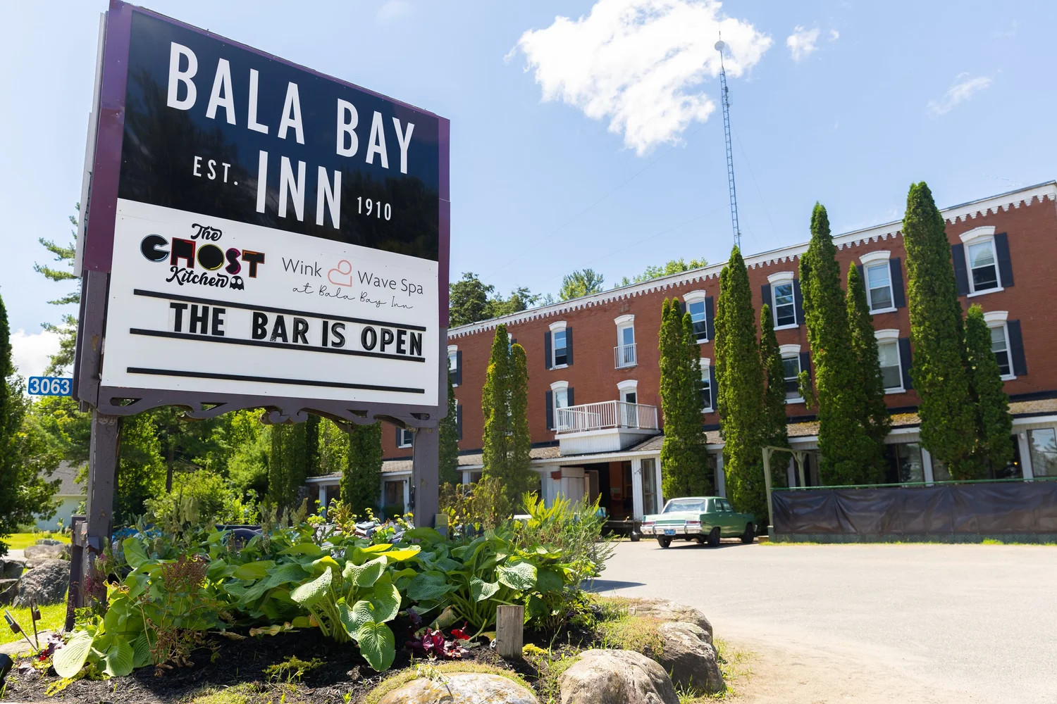 Bala Bay Inn