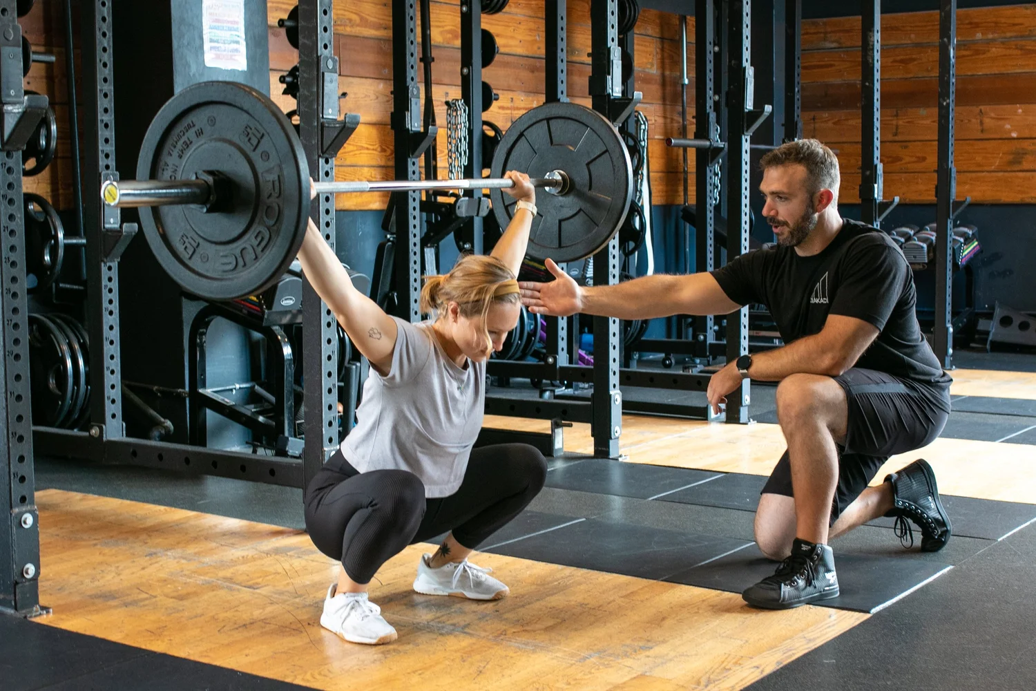 Fitness Industry Experts Define the Proper Foot Position for the Squat ...