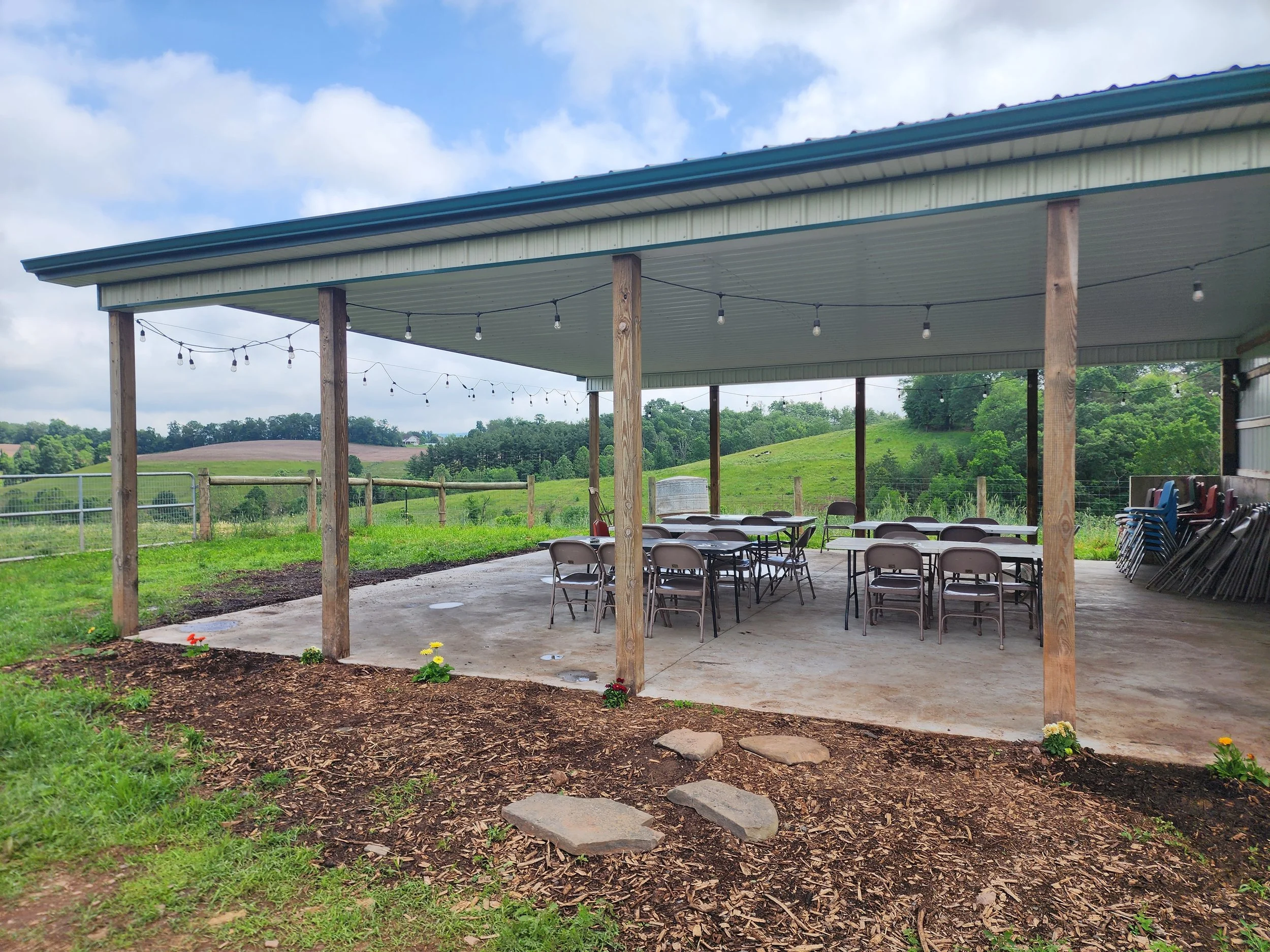 Welcome to Honey Brook Farm