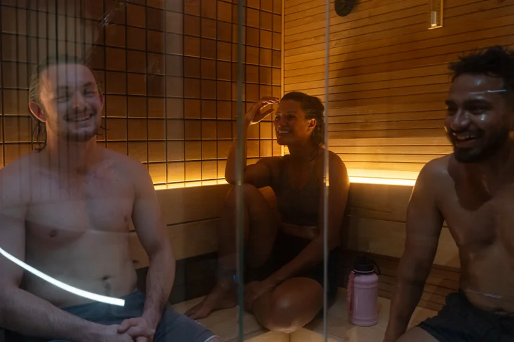 Ice Bath & Sauna Near You | Putney Recovery Room