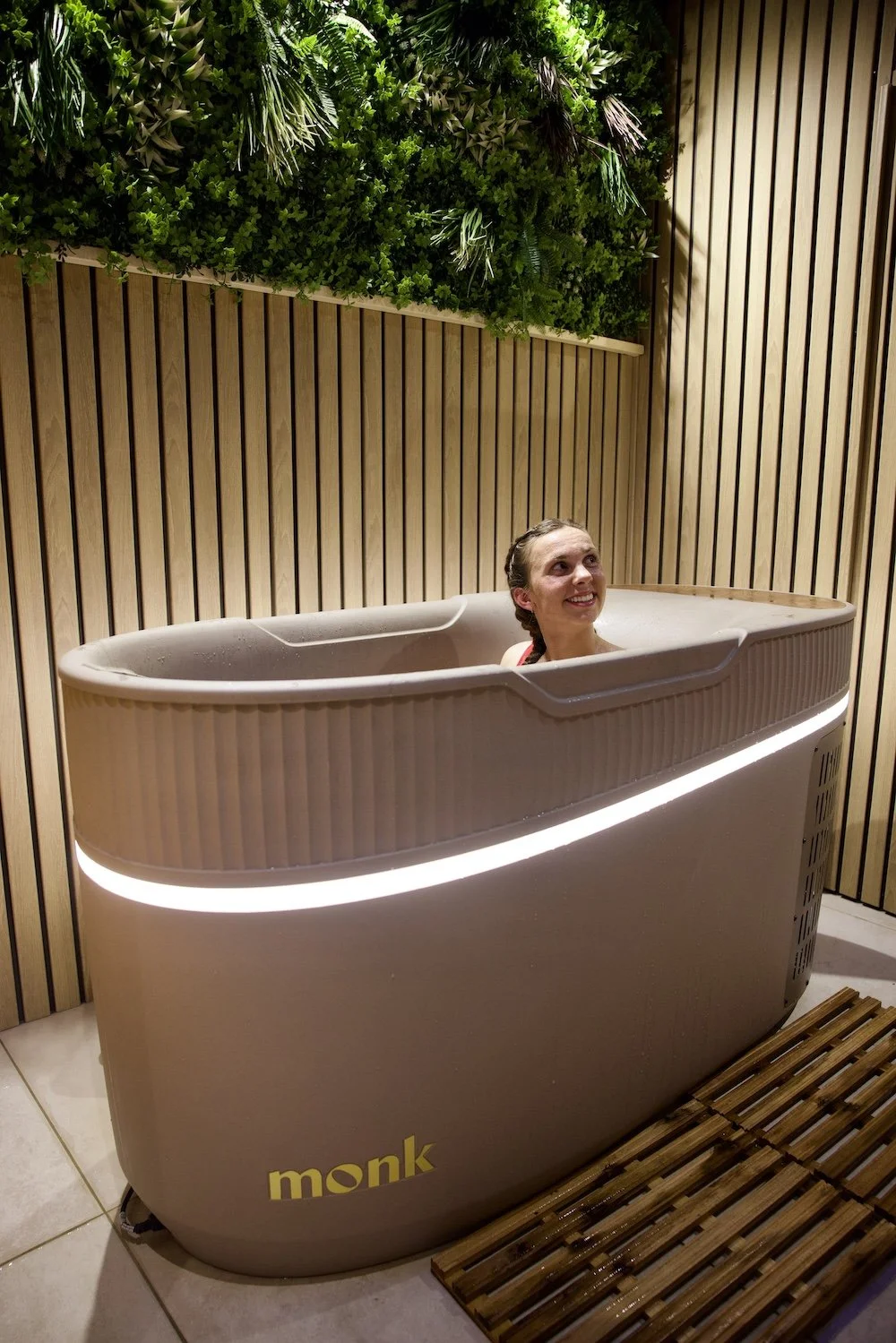 Ice Bath & Sauna Near You | Putney Recovery Room
