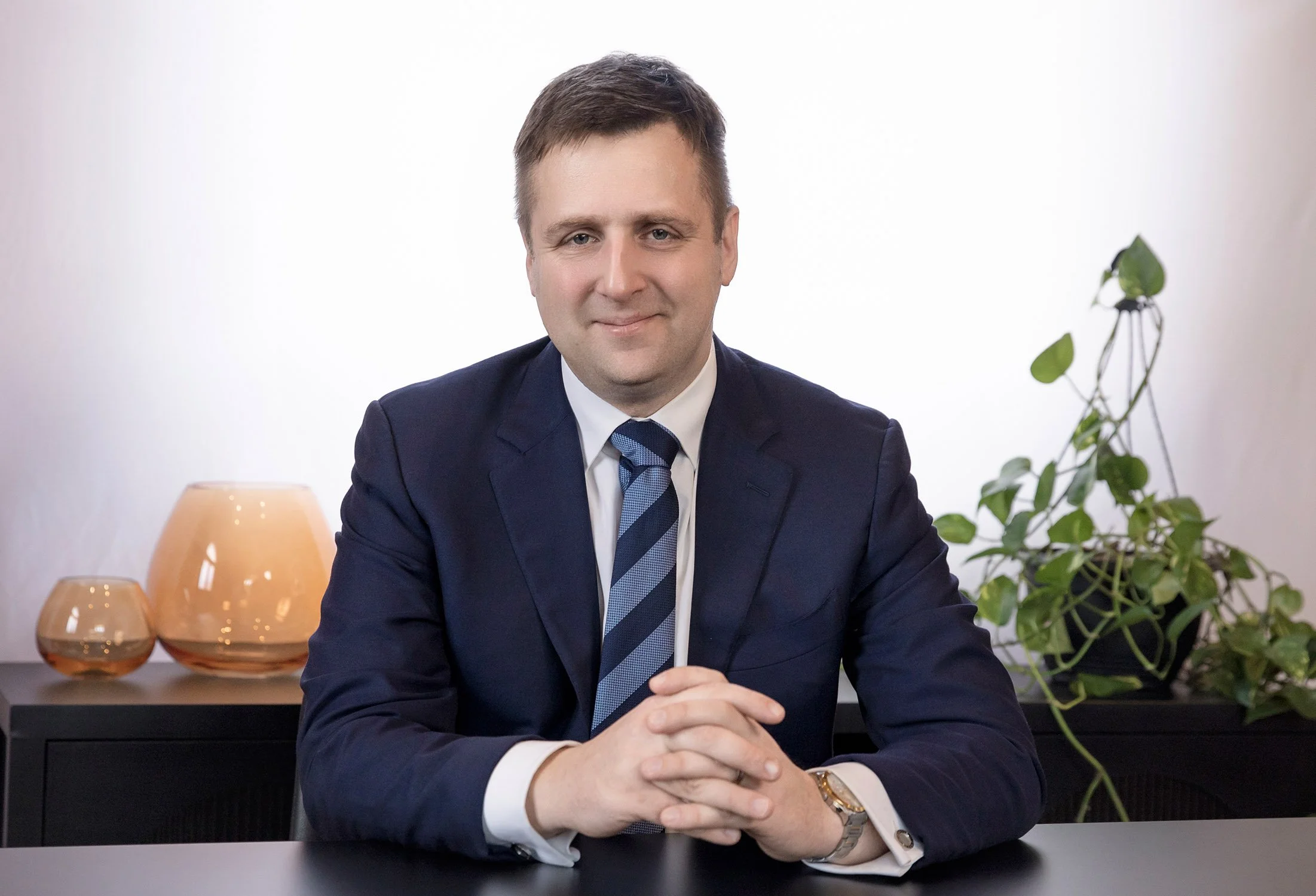 Dr Andrew Gauden | Schedule Your Neurosurgery Consultation