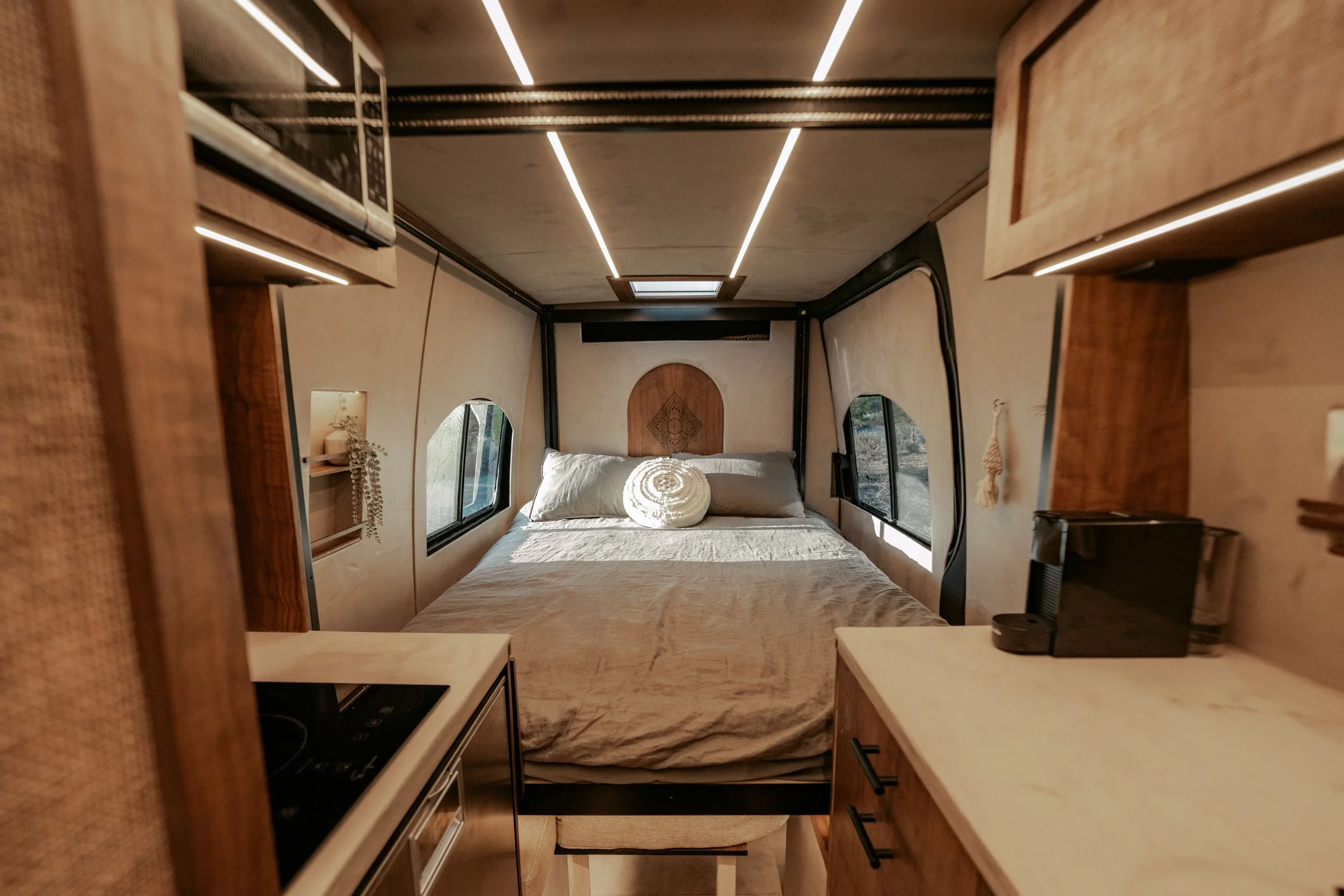 DIY Electric HappiJac Bed Lift For Your Campervan