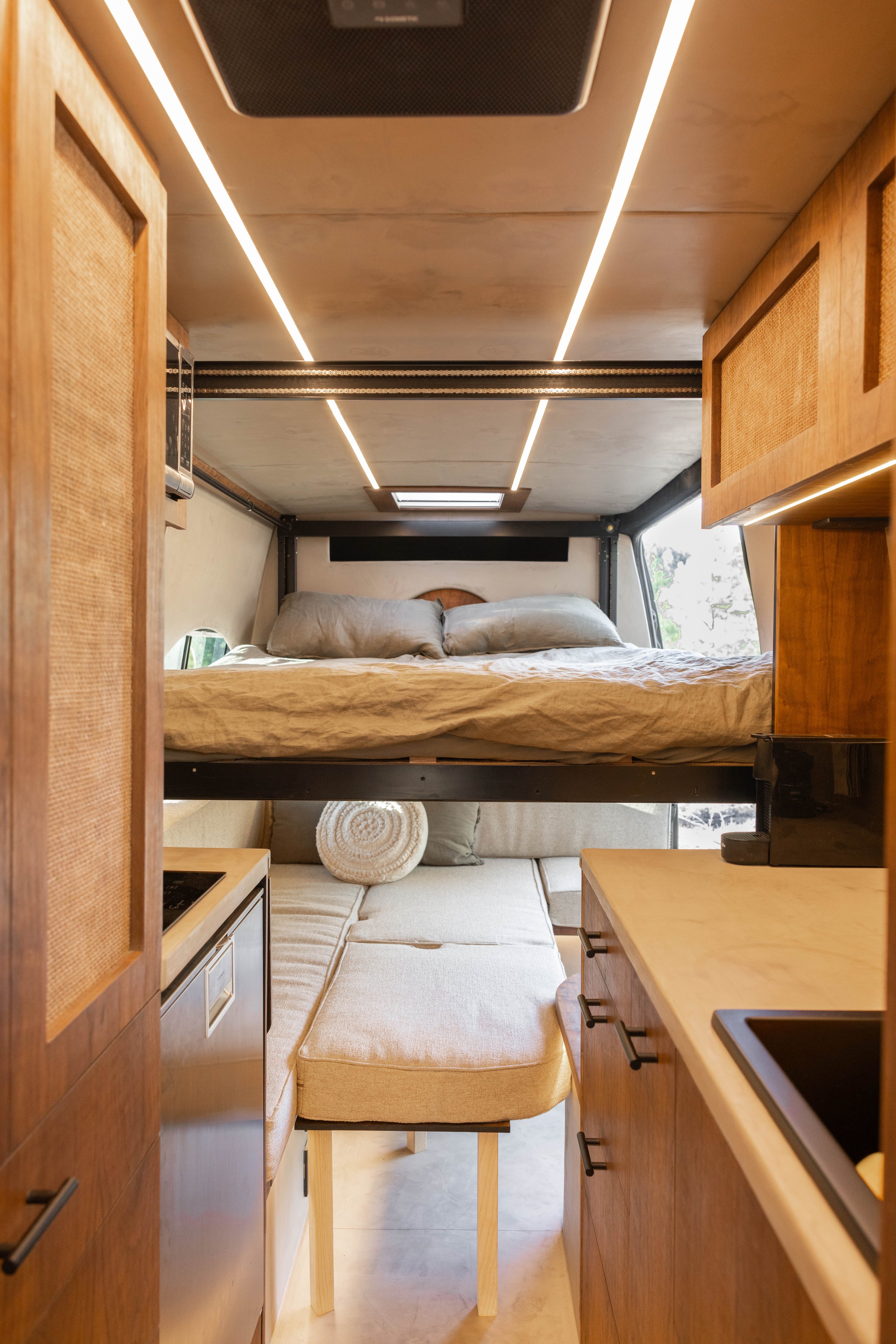 DIY Electric HappiJac Bed Lift For Your Campervan