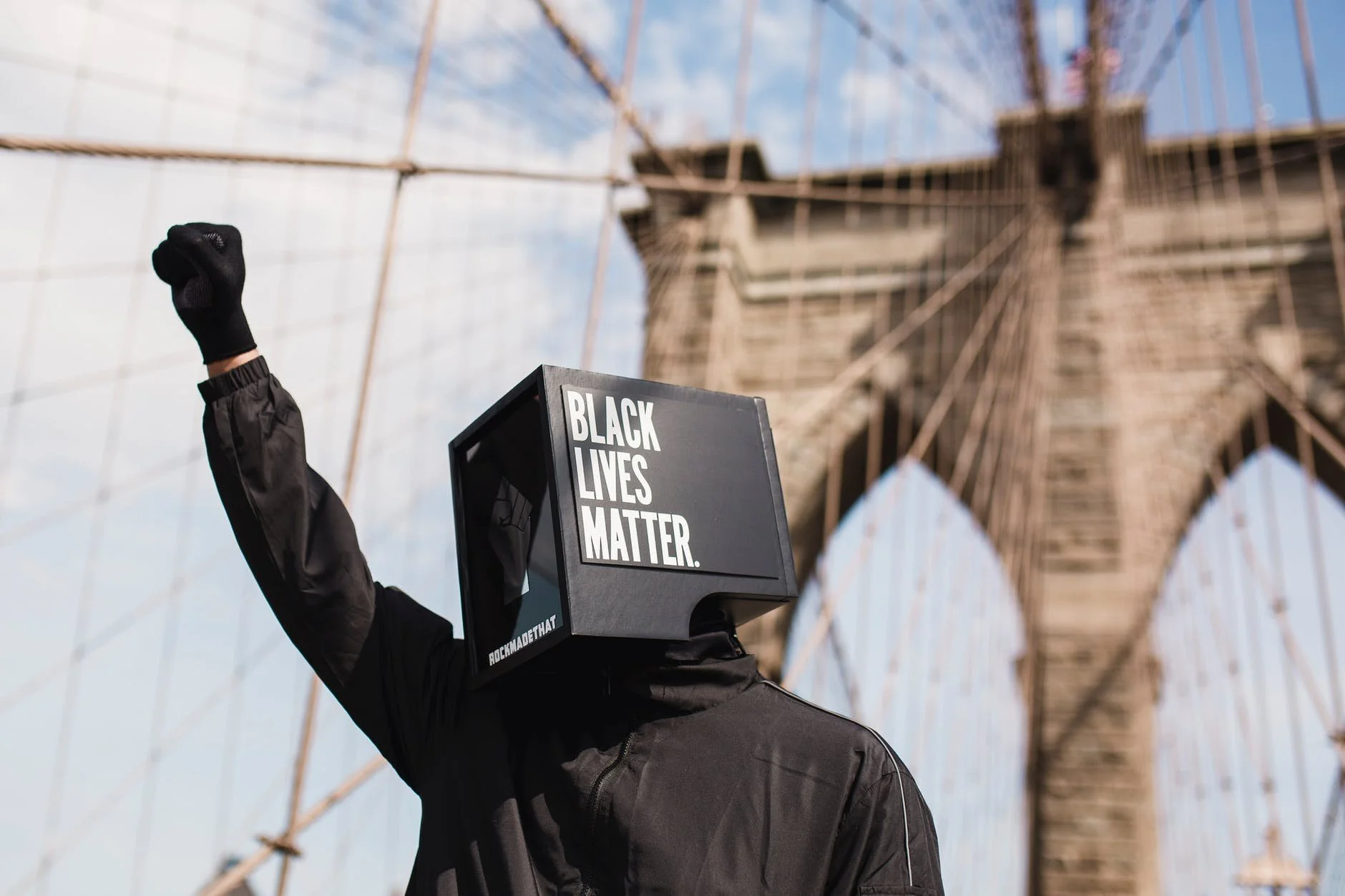10 Events in History that have used the Raised Fist Symbol — TELLERS UNTOLD