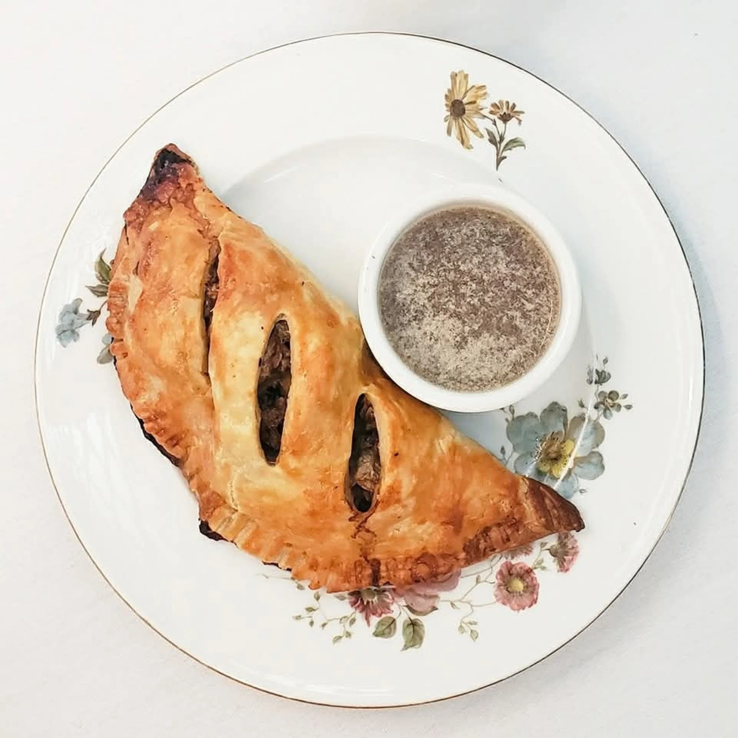 Apothica Teas — Victorian Steampunk Tea Room & Private Event Rooms ...