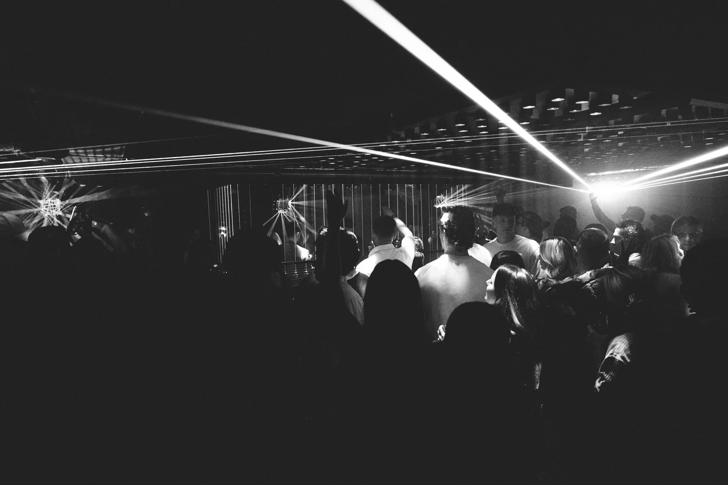 WHAT'S ON — GALLERY CLUB LONDON