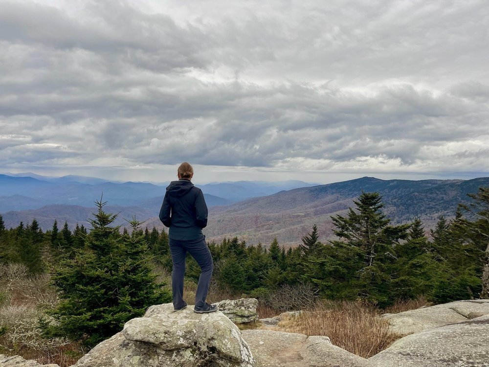 HOLLY SCHERER - Outdoor Adventure Writer | Photographer | Storyteller