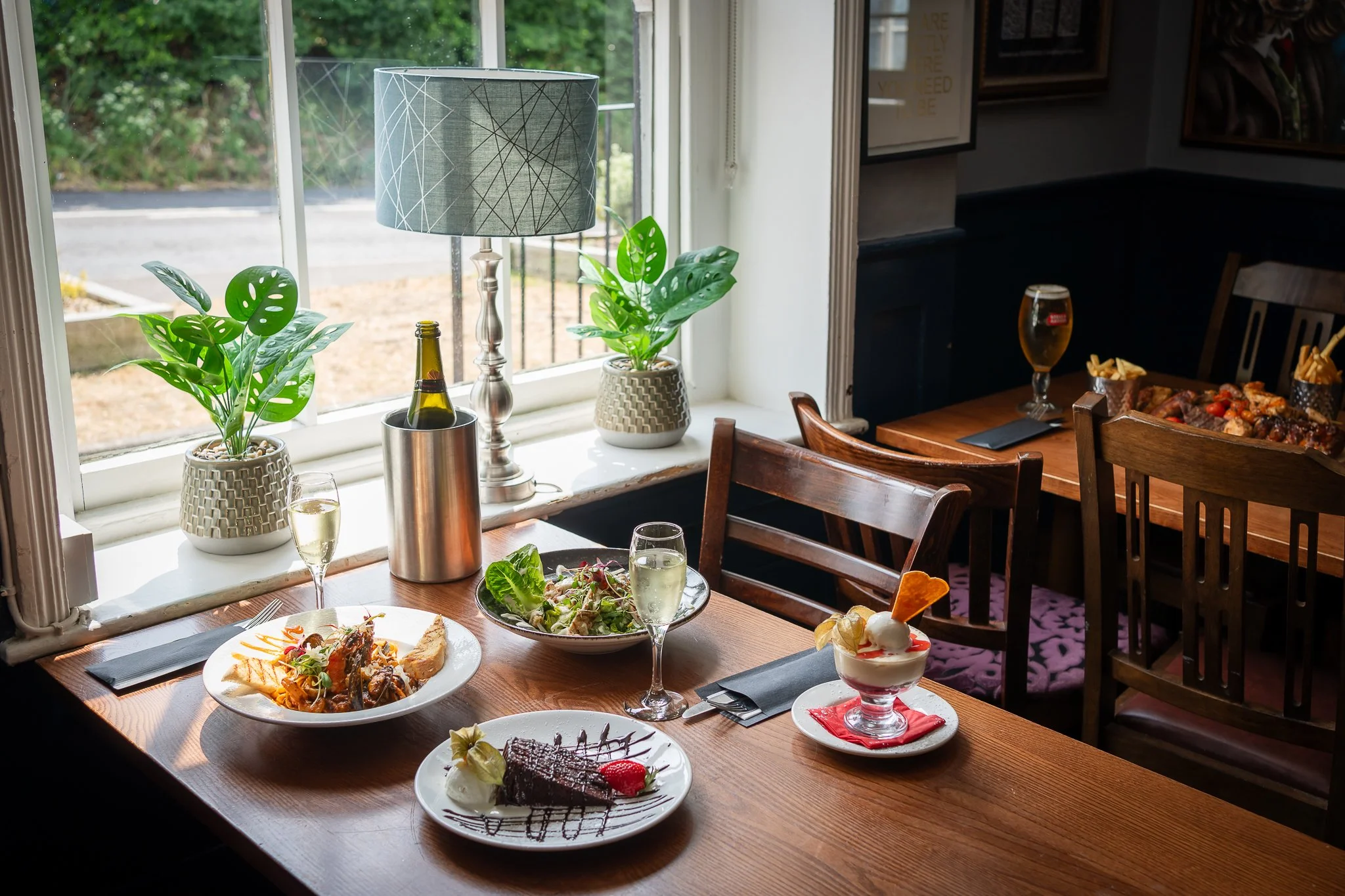 The Dog & Partridge | Local Pub in North Stifford, Essex