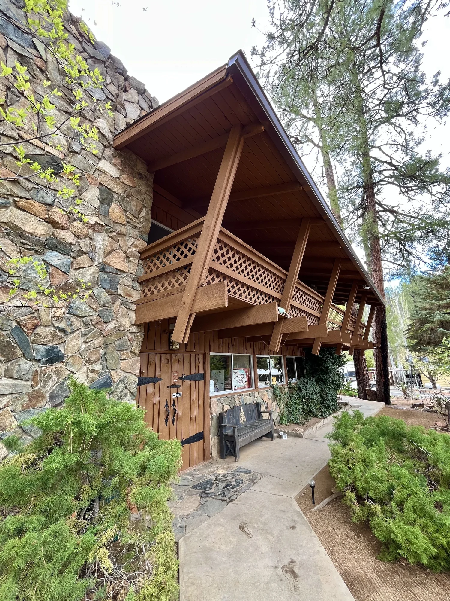 Prescott Pines Mobile Home Resort | Discover & Thrive – Join Today
