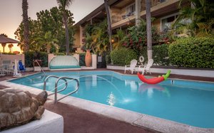 Hotel Pepper Tree Boutique Kitchen Studios Anaheim