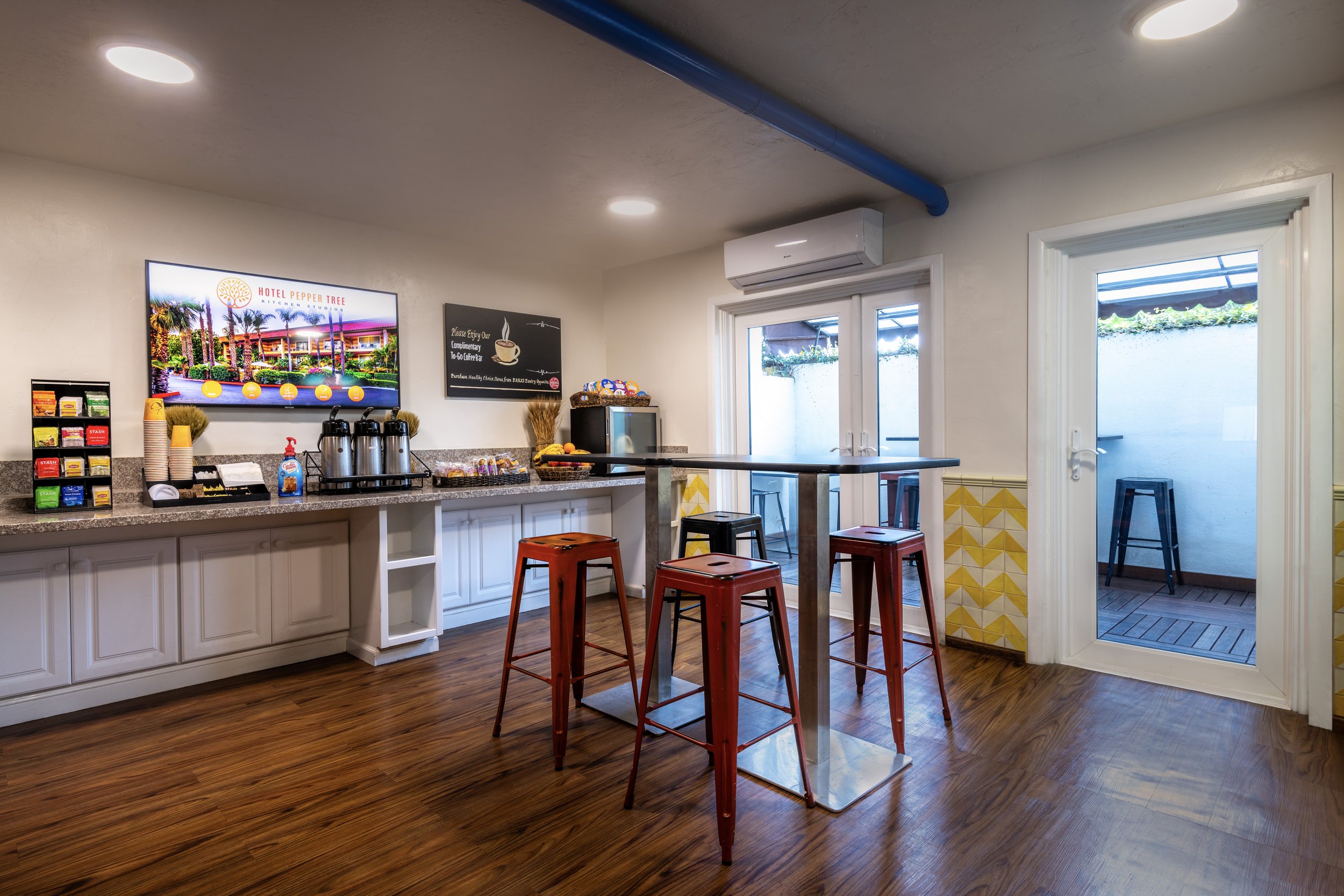 Hotel Pepper Tree Boutique Kitchen Studios Anaheim