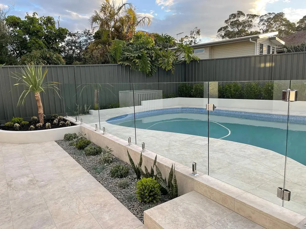 Pool Fencing Bundoora | AS 1926.1 Compliant | Perforated & Curved ...